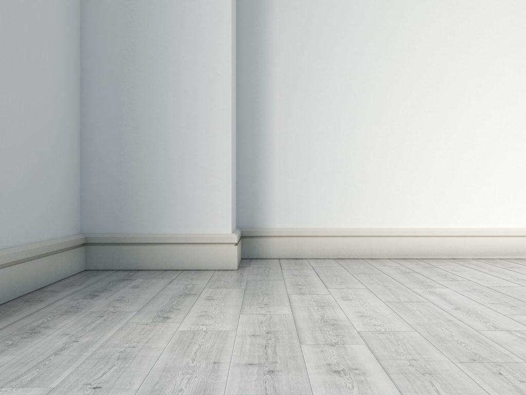 What Color Baseboard Goes with Gray Floors? - roomdsign.com
