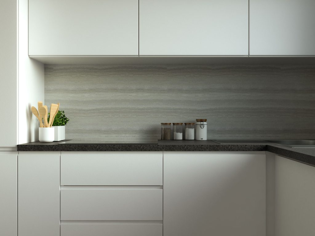 7 Backsplash Options That Add Stylish Drama to Black Granite ...