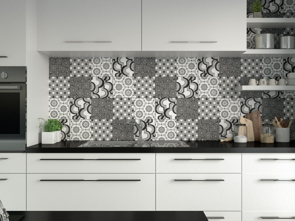 10 Bold and Stylish Black Kitchen Backsplash Ideas - roomdsign.com